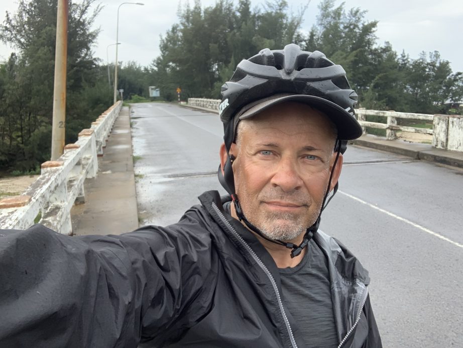 Allemande (to pass through, as in a dance) – George Maurer